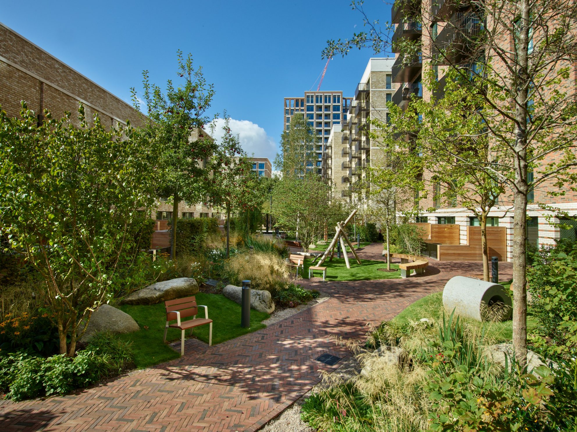 Garden Apartment Complex What Are Garden Style Apartments?