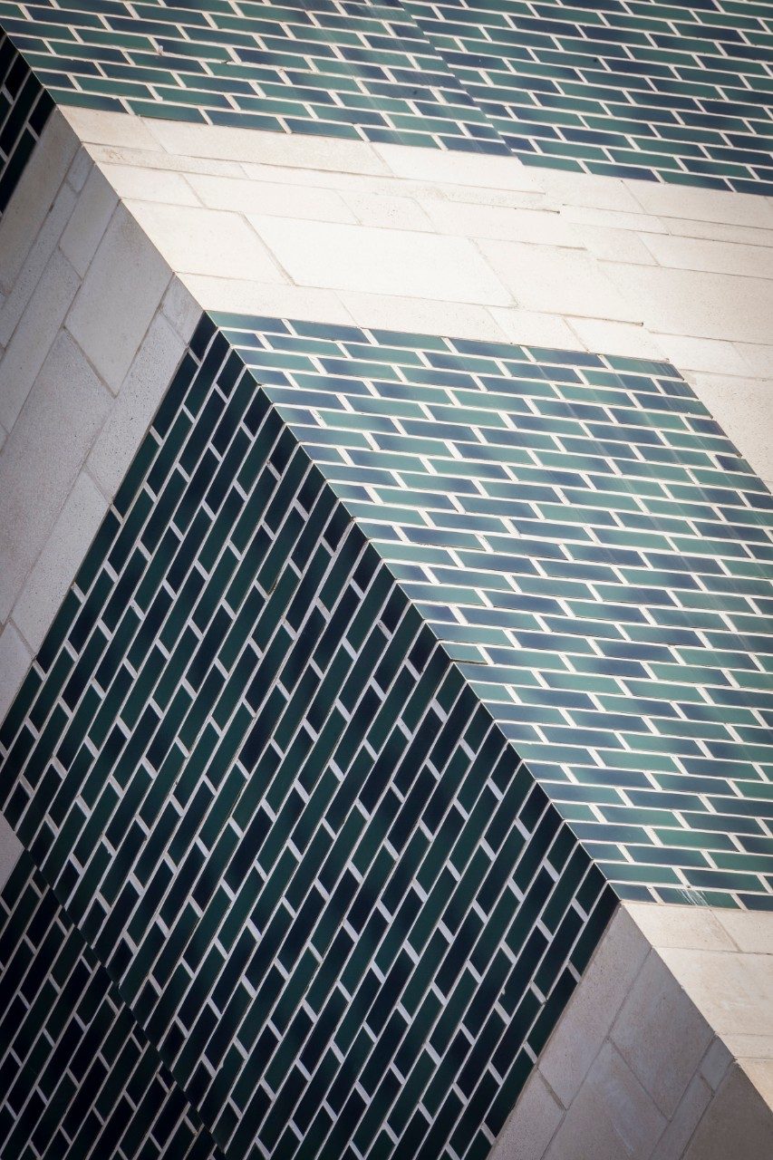 Five ways to elevate your building design with glazed bricks