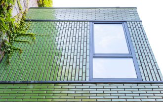 Five ways to elevate your building design with glazed bricks