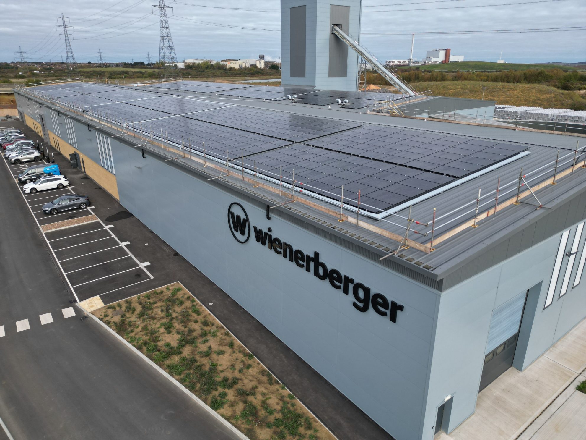 wienerberger Opens Smeed Dean: A State-of-the-Art Concrete Tile Factory