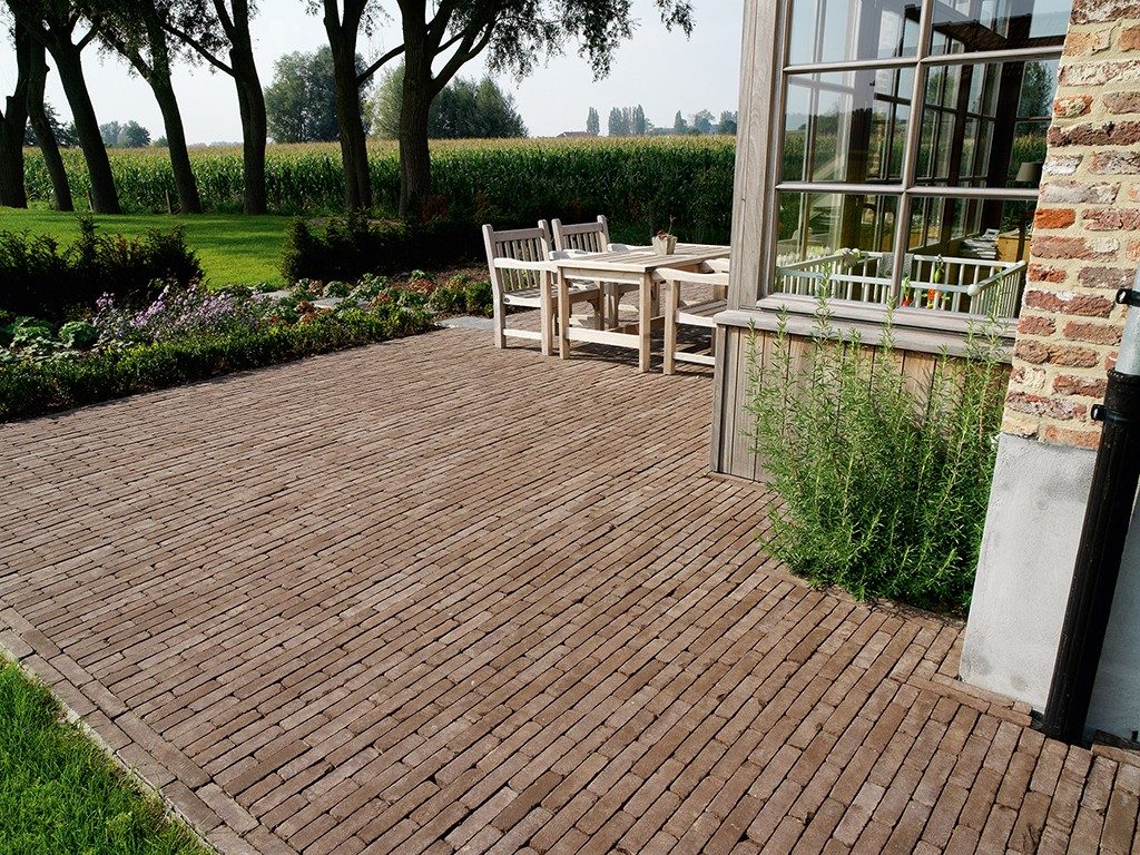 Clay Pavers or Pavior