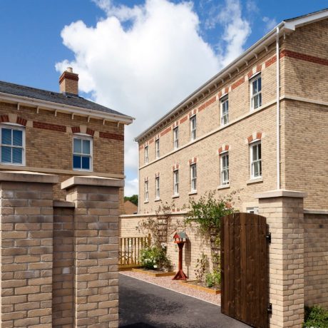 Trinity Cream Multi Gilt Stock