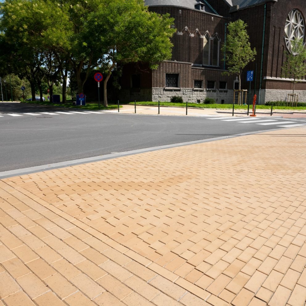 Hannover Buff Brindled 62mm Range